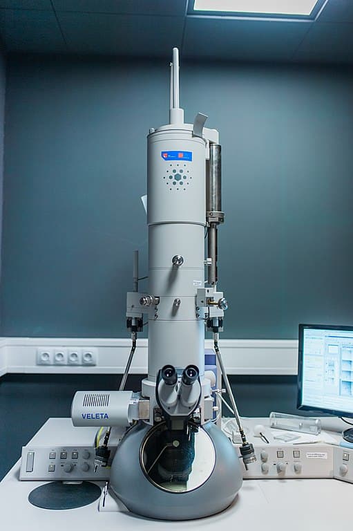 Comment Choisir son Microscope ? 3 Astuces Utiles